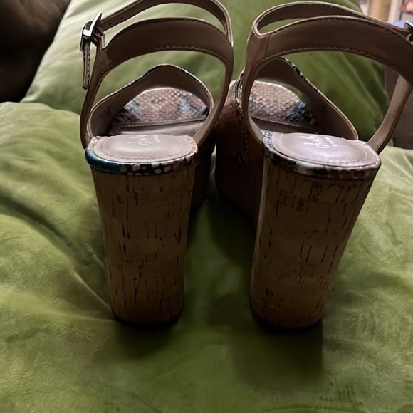 Charles David | Shoes | Charles David Dory Wedge Sandals Size | Poshmark